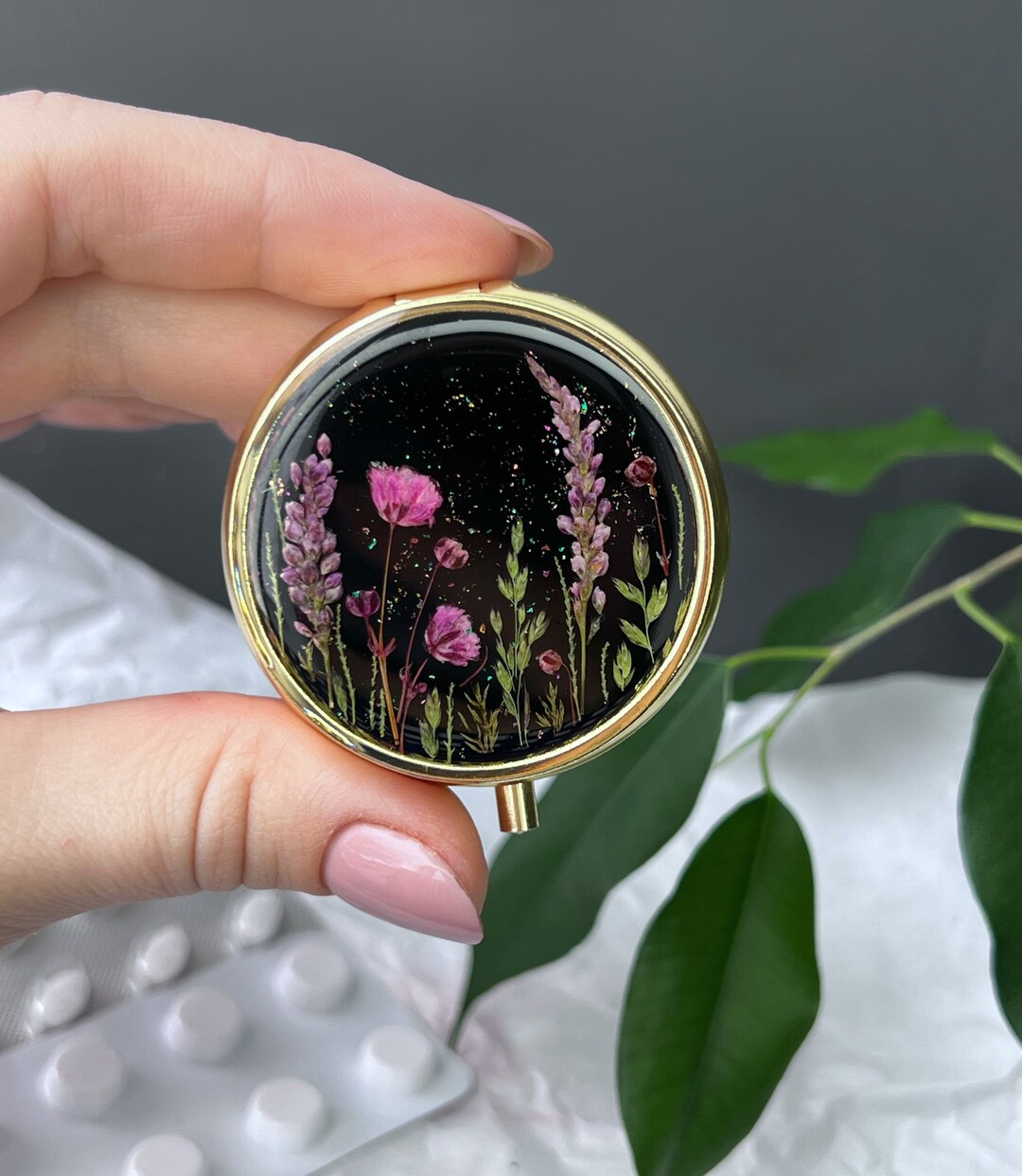 Flower Pill Box, Pill Organizer, Vitamin Organizer, Metal Pill Box ...