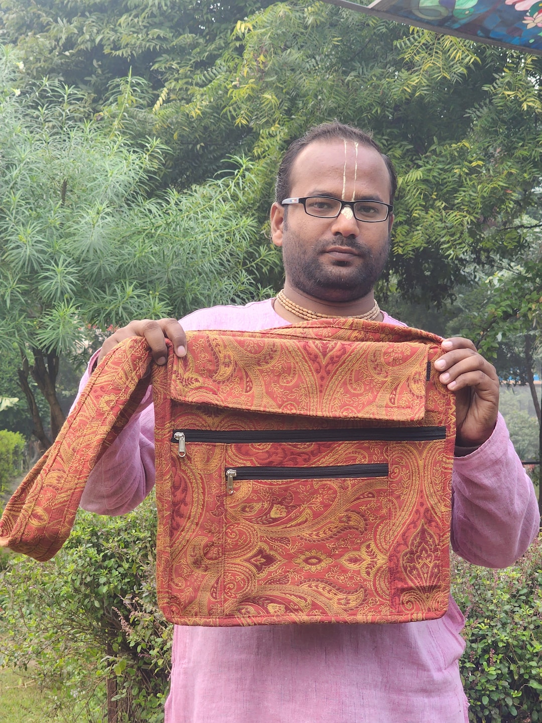 Devotee Handmade Bag ,iskcon Devotee Bag ,cotton Bag ,hare Krishna Bag ...
