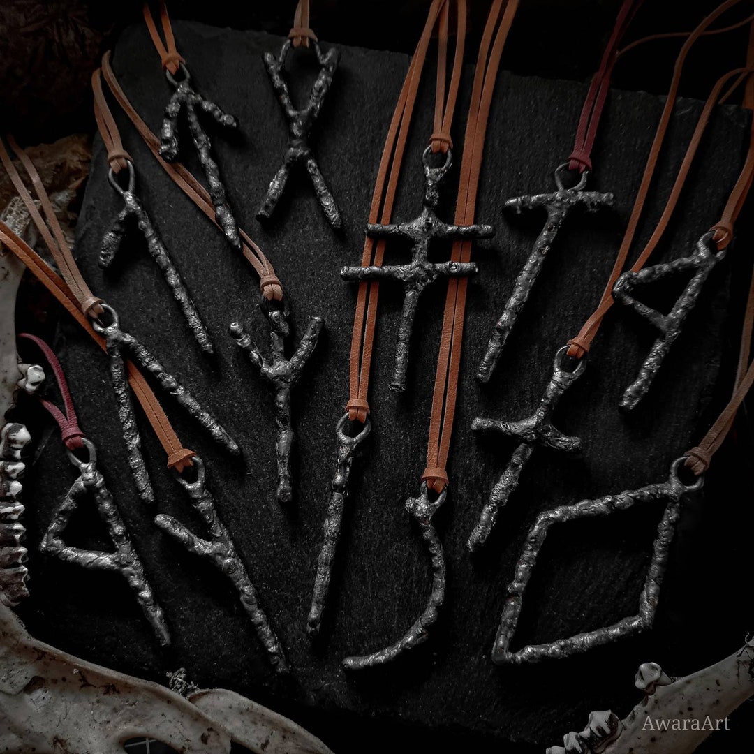 Hungarian Runes Wise Knowledge, Helping Symbols, Metal Iron Rune ...