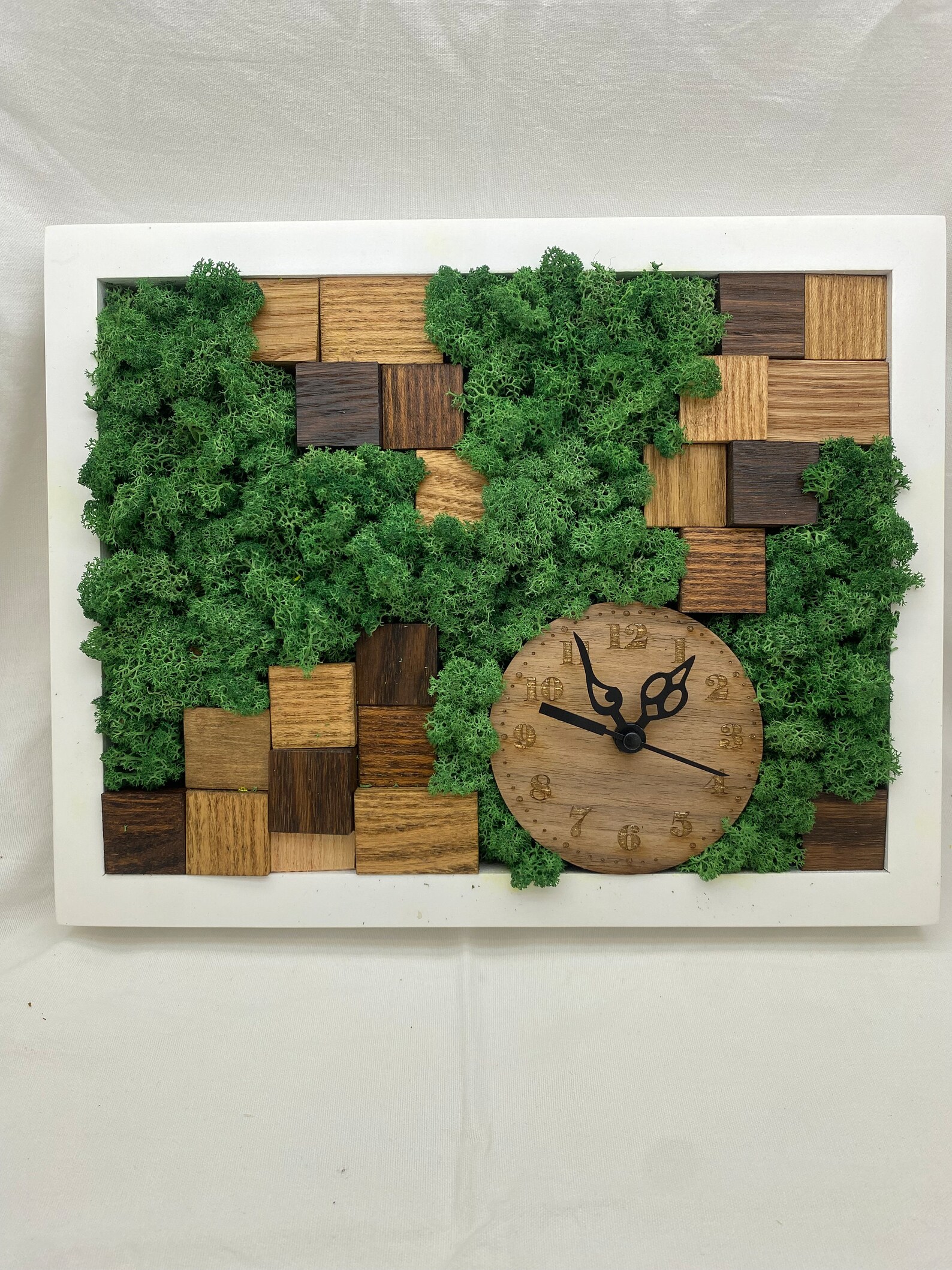 Wall Clock With Moss, Handmade Wall Clock With Moss, Tree Moss, Moss ...