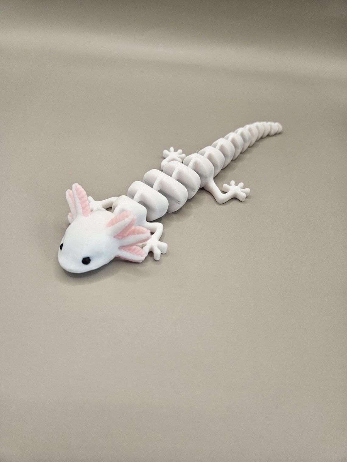 3D Printed Articulated Realistic Axolotl - Flexi Desktop Figure ...