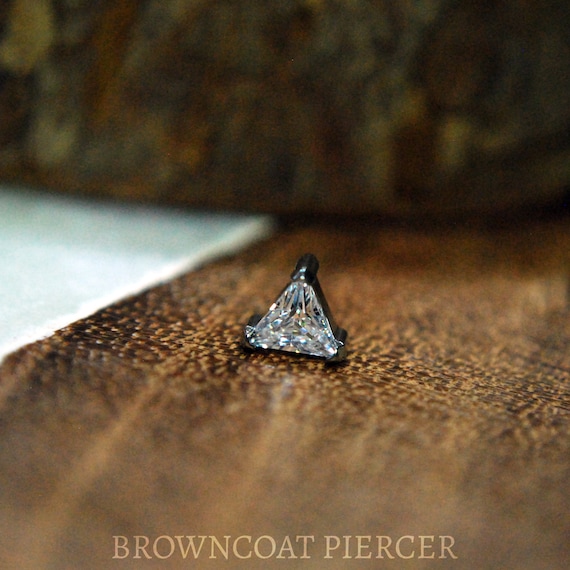 Titanium Internally Threaded Triangle Crystal CZ Gem End | Etsy