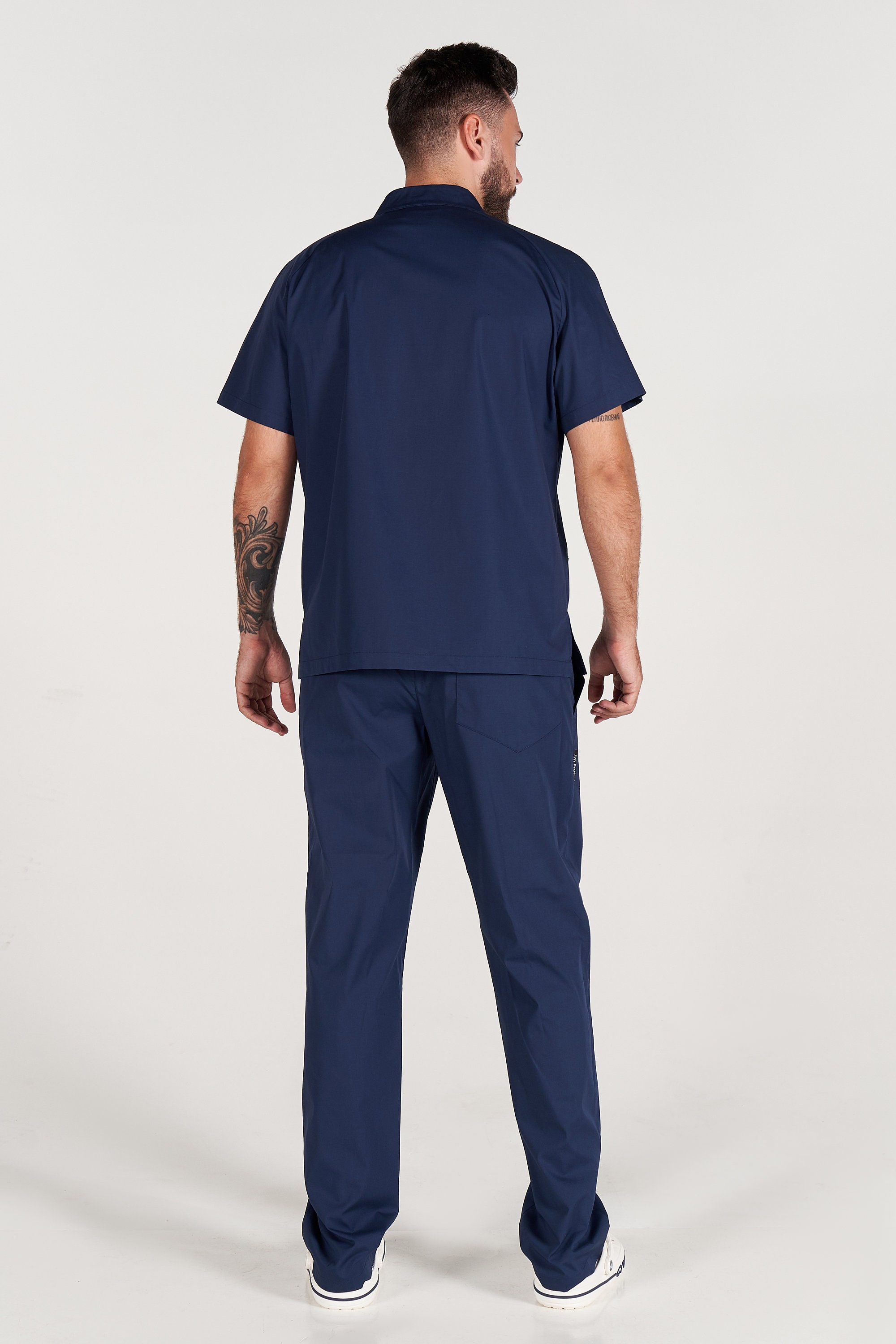 Men's Scrub Uniform Set of Doctor Pants and T-shirt, Scrubs Work ...