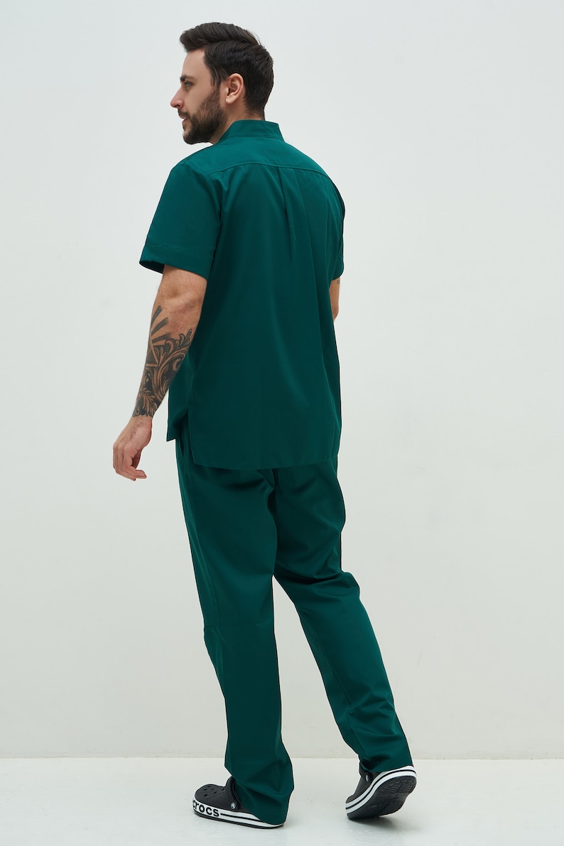 Green Men's Scrub Uniform Set of Doctor Pants and T-shirt, Scrubs Work ...