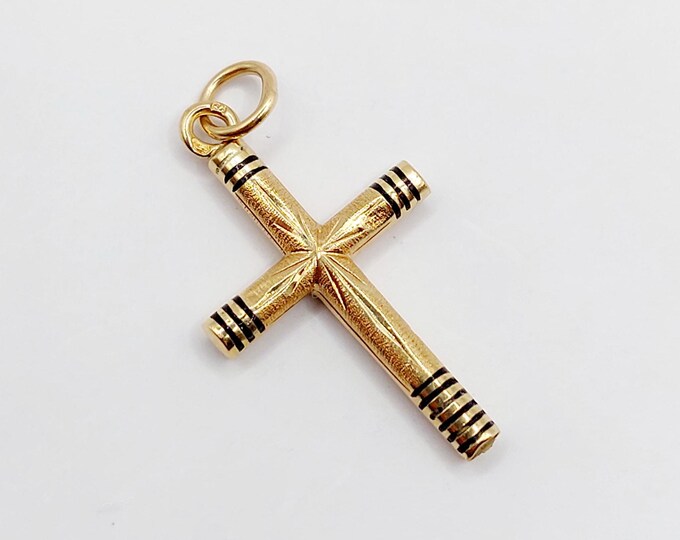 French Vintage Cross Pendant 18k Gold Finely Chiseled and Enameled ...