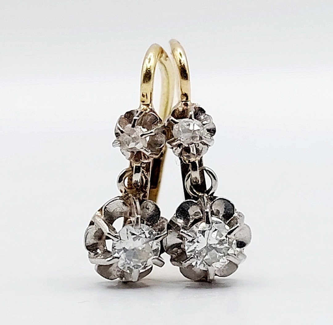 French Antique Sleepers 18k Gold Set With 0.20 Carats of Old Brillant ...