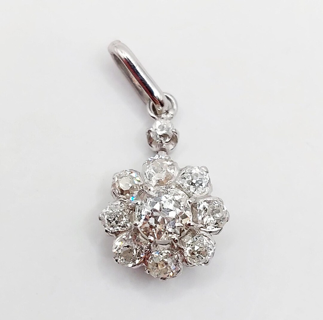 French Antique Daisy Pendant 18k White Gold Set With 0.73 Carats of Old ...