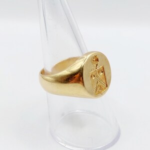 French Antique Signet Ring 18k Gold Coat of Arms Decorated With an ...