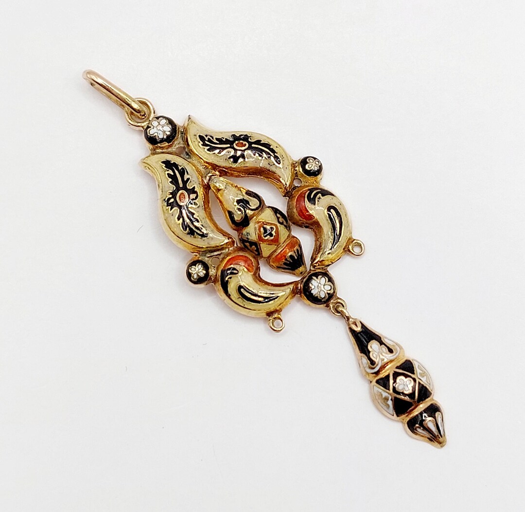 French Victorian Pendant 18k Gold Forming a Sphere Finely Decorated ...