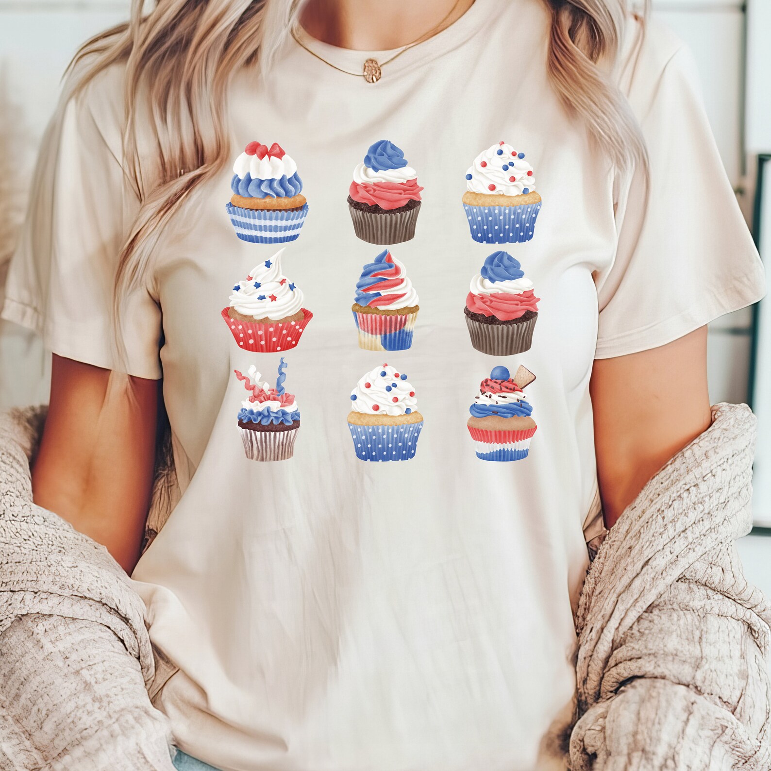 Watercolor Patriotic Cupcake 3x3 PNG for 4th of July Women and Kid Cute ...