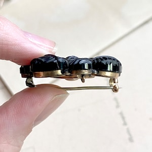 Antique Mourning Jewelry, Victorian Crepe Stone Mourning Brooch ...