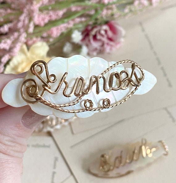 VINTAGE name brooch, souvenir monogram brooth with ca… - Gem