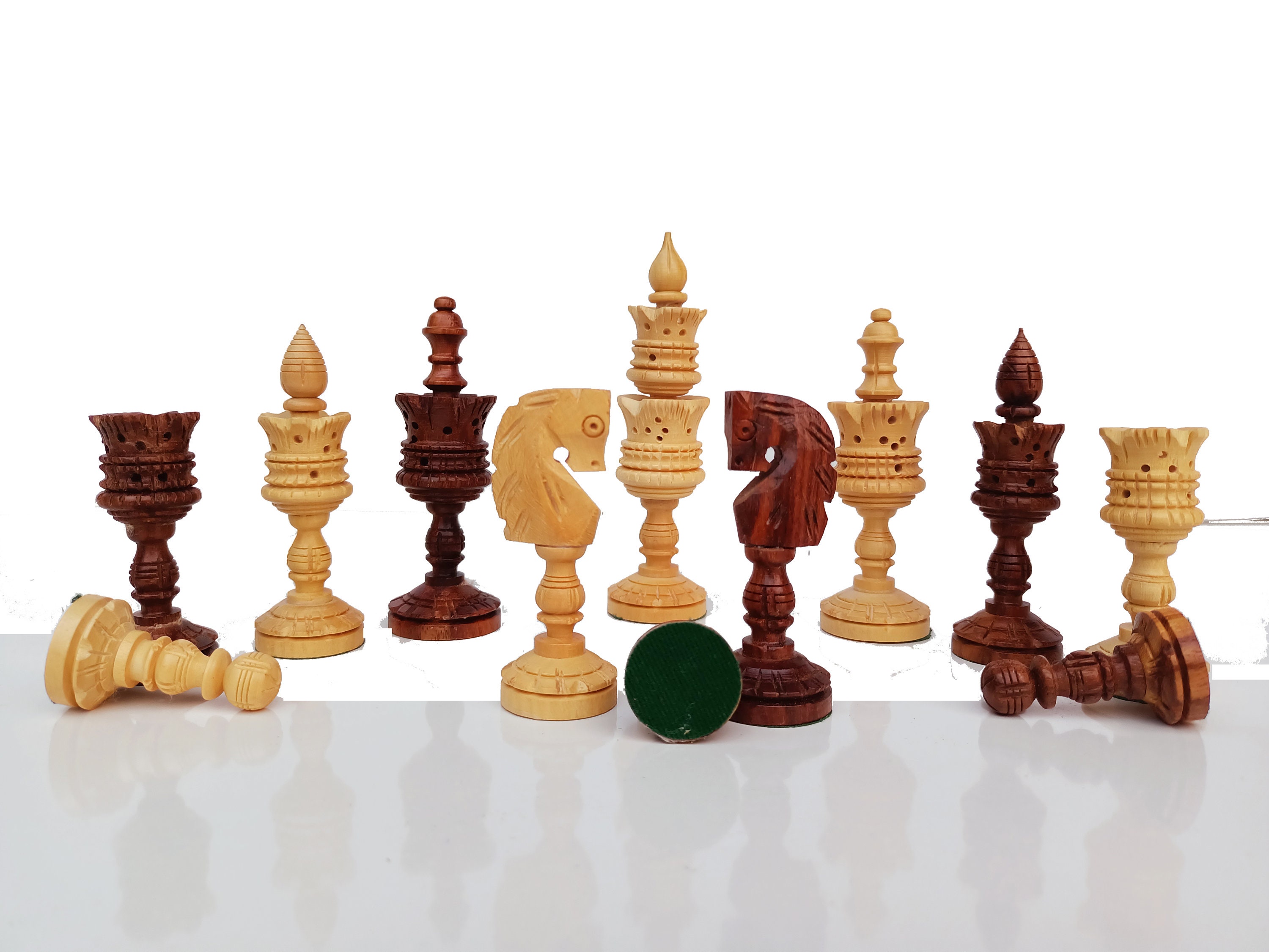 Hand Carved Lotus Chess Pieces: Golden Rosewood & Boxwood Chessmen - Etsy