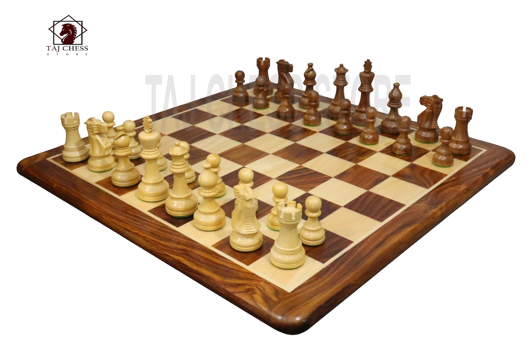 Wooden Chess Set Handcrafted Chessmen and 19
