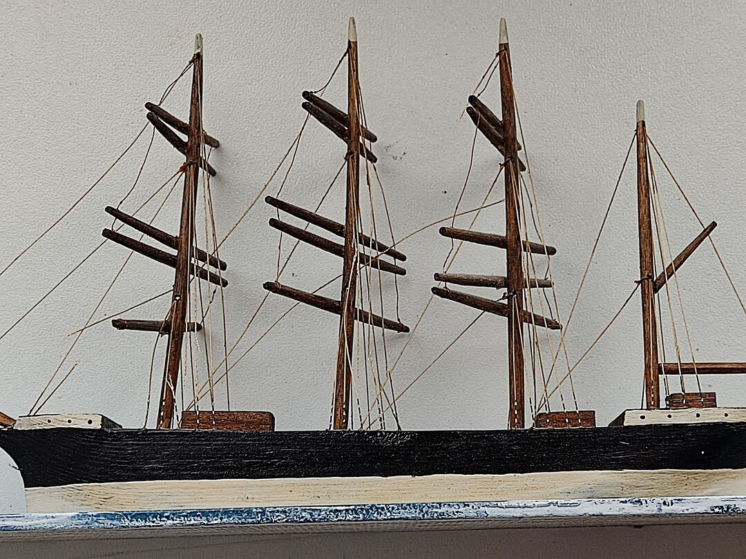 Handcrafted Model of the Famous Grain Ship 'pommern' 1903 Merchant ...