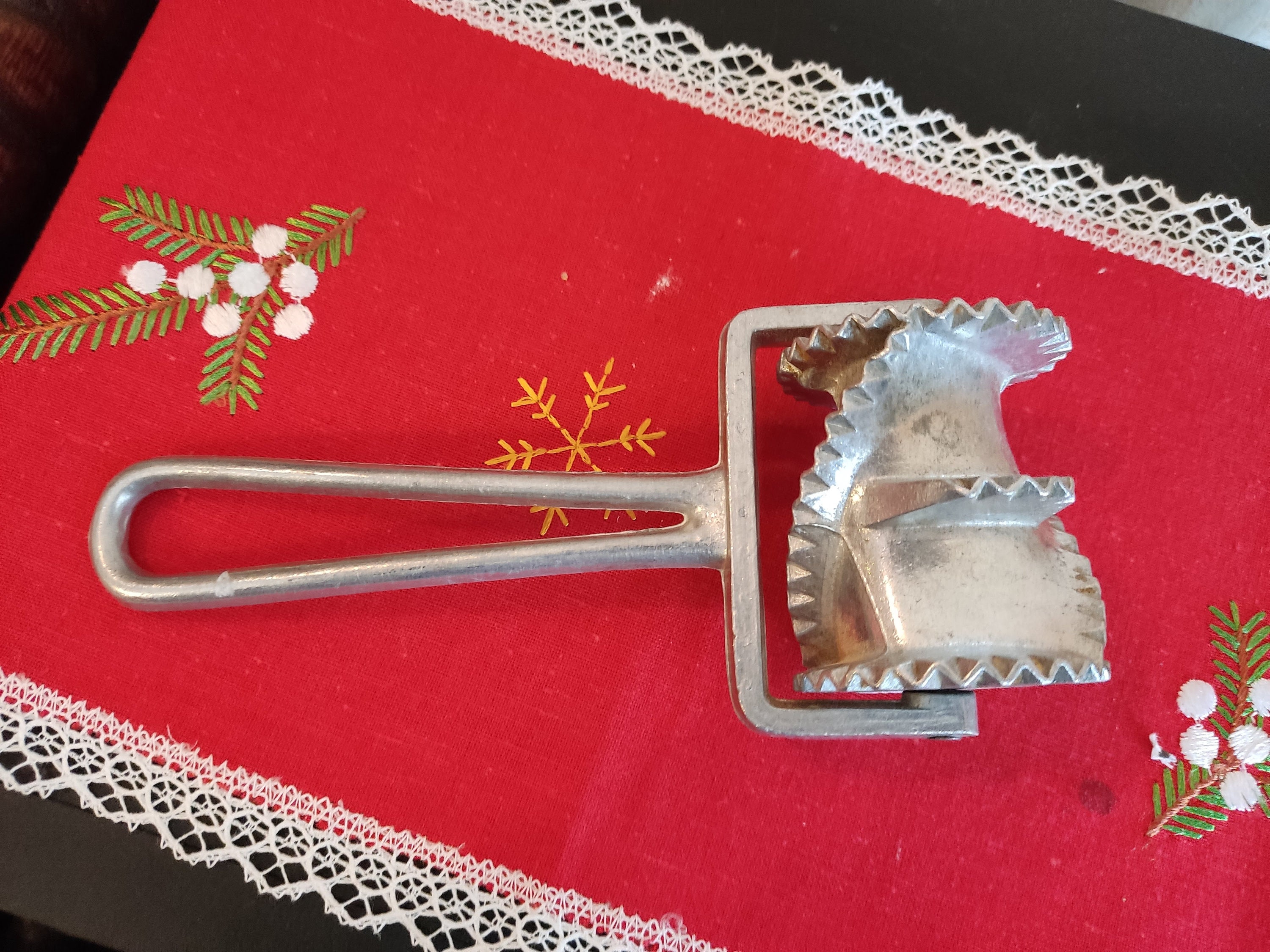 Vintage HOYANG Metal Pasta Pastry Fattigmand Roller Cutter NORWAY ...
