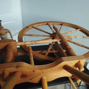 Rare Vintage Swedish Wheel Parlor Wooden Spinning WHEEL With Wheel 26 ...