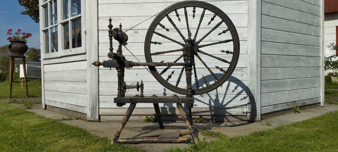 Rare Antique XIX Century Swedish Wheel Parlor Wooden Spinning WHEEL ...