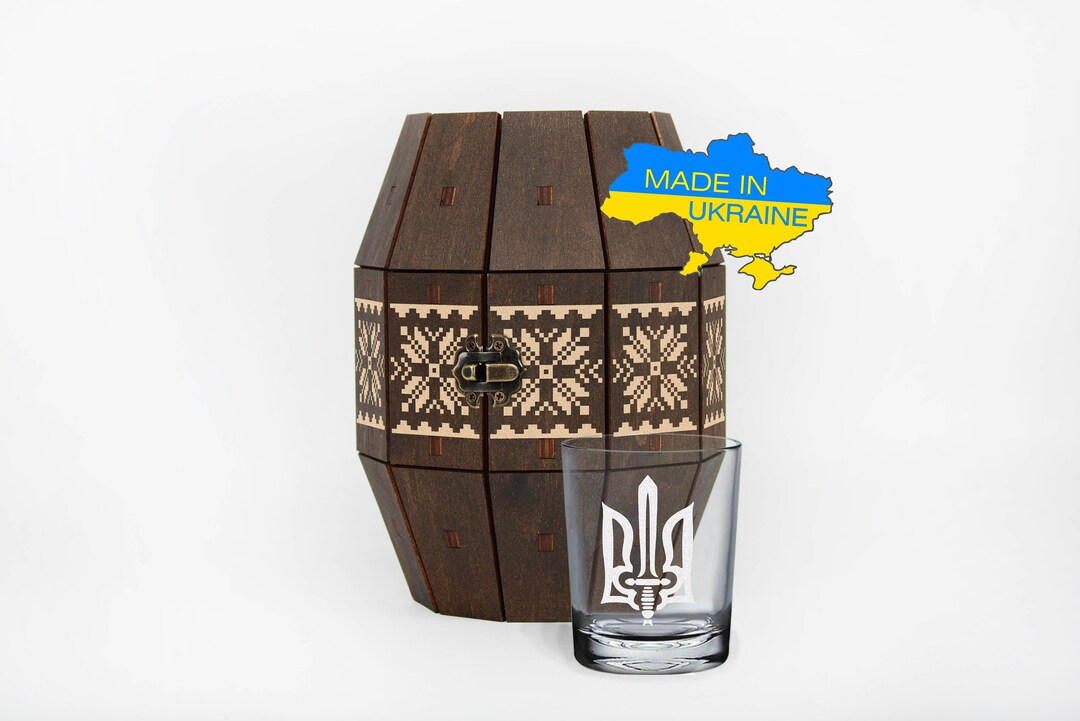 Stand With Ukraine, Whiskey Glasses Set in Wooden Barrel, Ukrainian ...