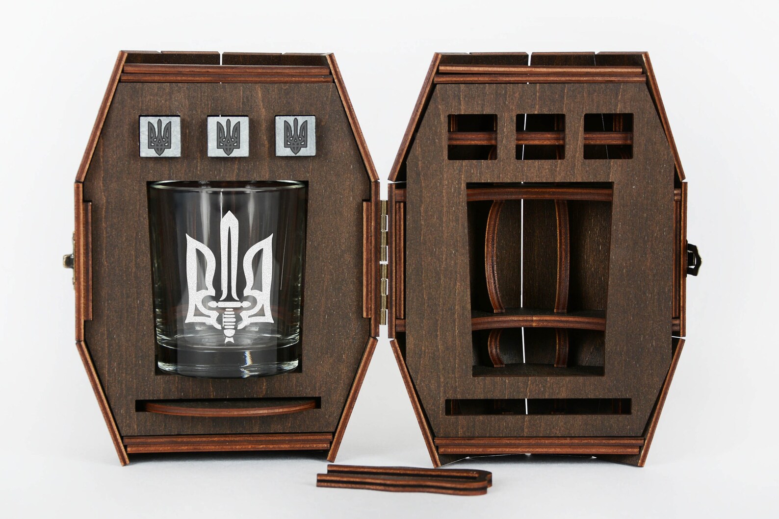 Stand With Ukraine, Whiskey Glasses Set in Wooden Barrel, Ukrainian ...