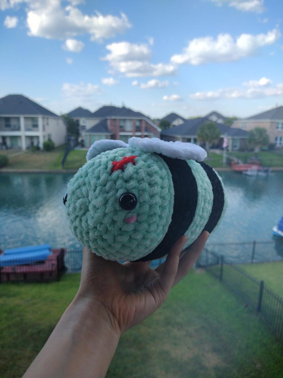 Crochet Zombie Bee Plushie | Physical Crochet Amigurumi Plushie | Cute ...