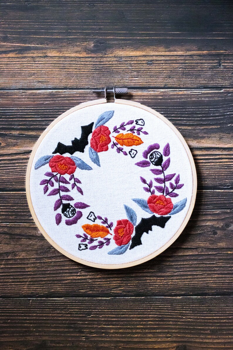 Hand Embroidery Pattern Spooky Wreath, PDF Digital Download, Beginner ...