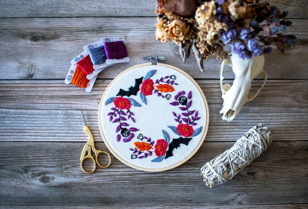 Hand Embroidery Pattern Spooky Wreath, PDF Digital Download, Beginner ...