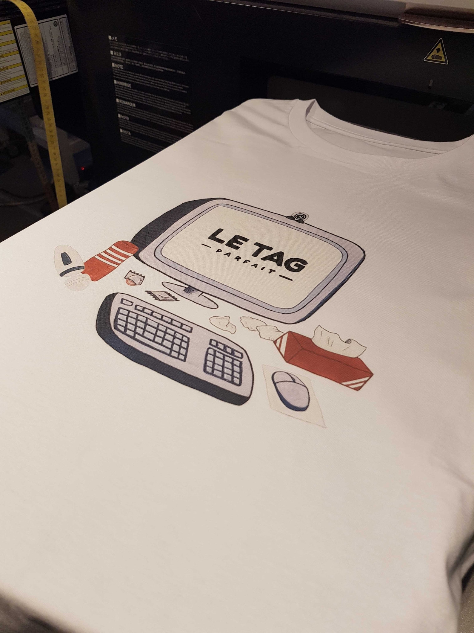 T-Shirt Le Tag Parfait x Lisa Villaret - Etsy France