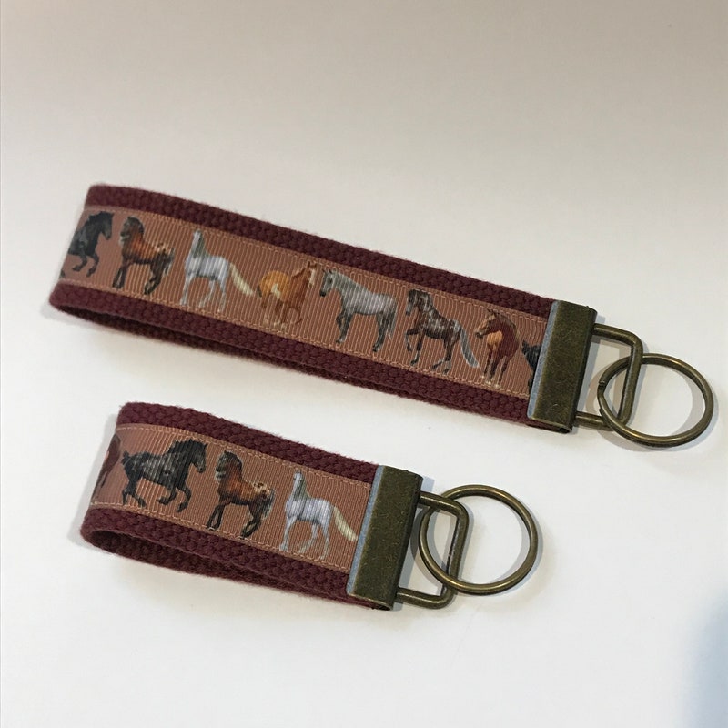 Horse Keychain - Etsy