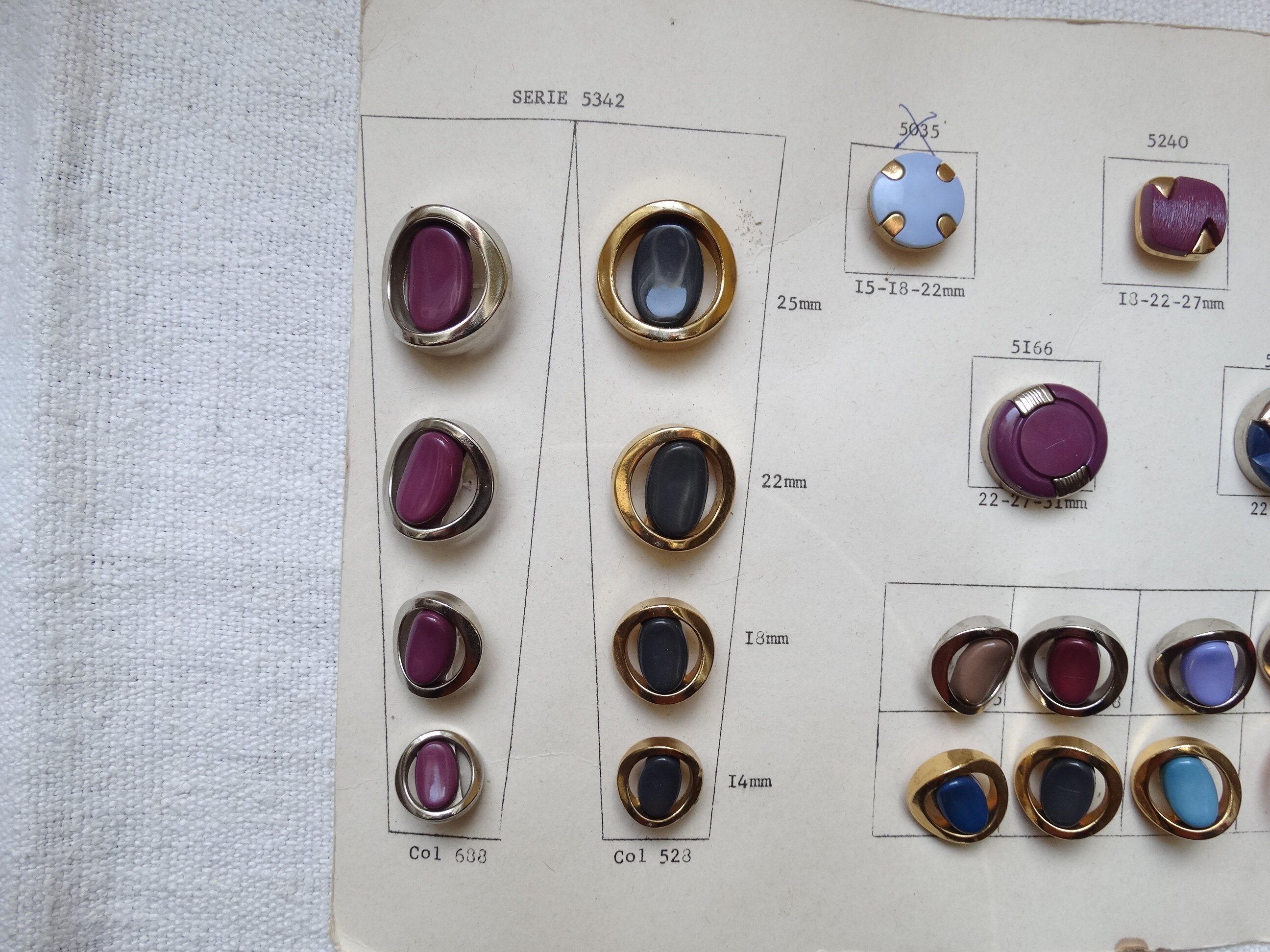 Vintage Card Sample Buttons/salesman's Sample/haberdashery/collectible ...