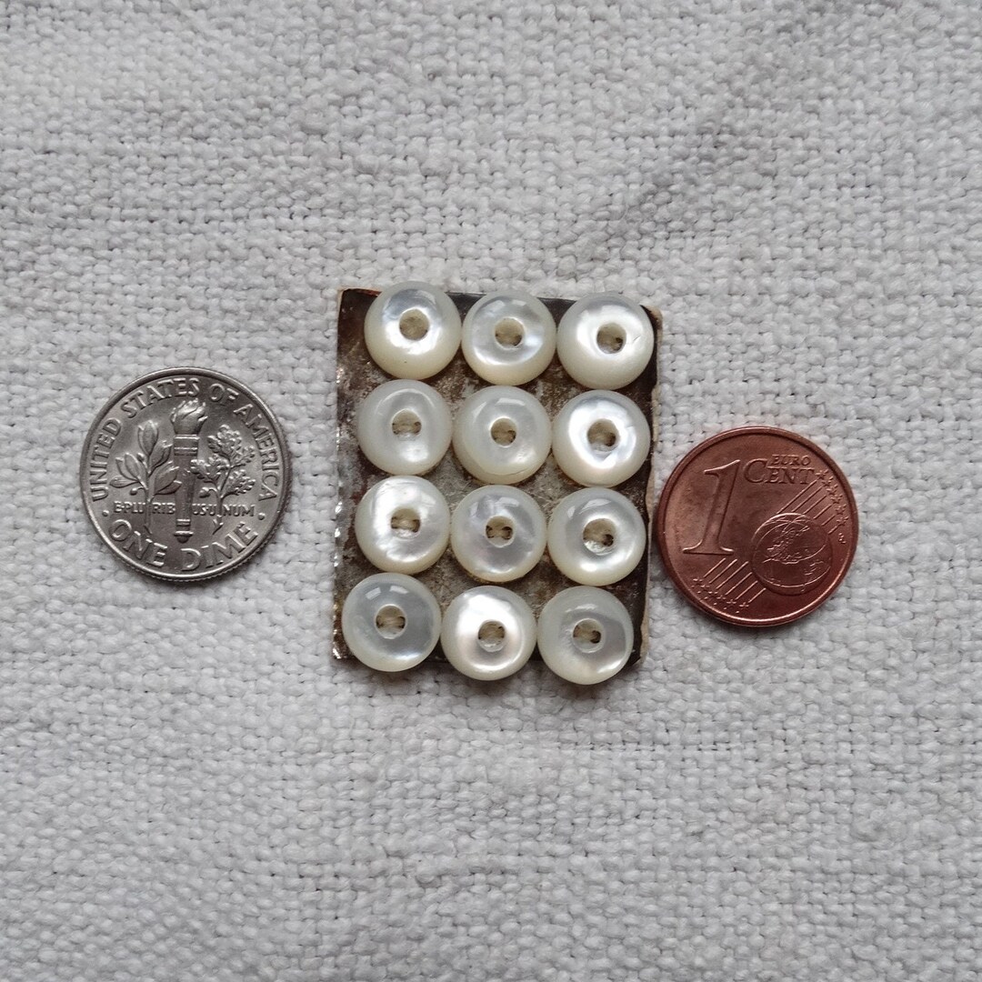 Tiny Whistle Buttons/antique Mother of Pearl Buttons/natural - Etsy