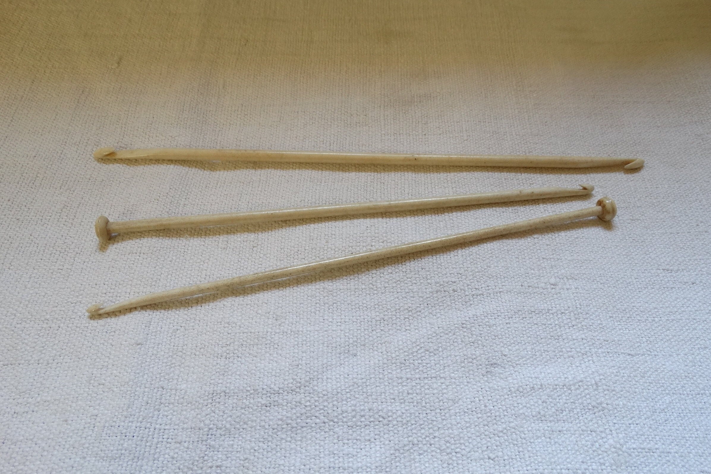 3 Antique Bone Crochet Hooks/turned Bone Lace - Etsy