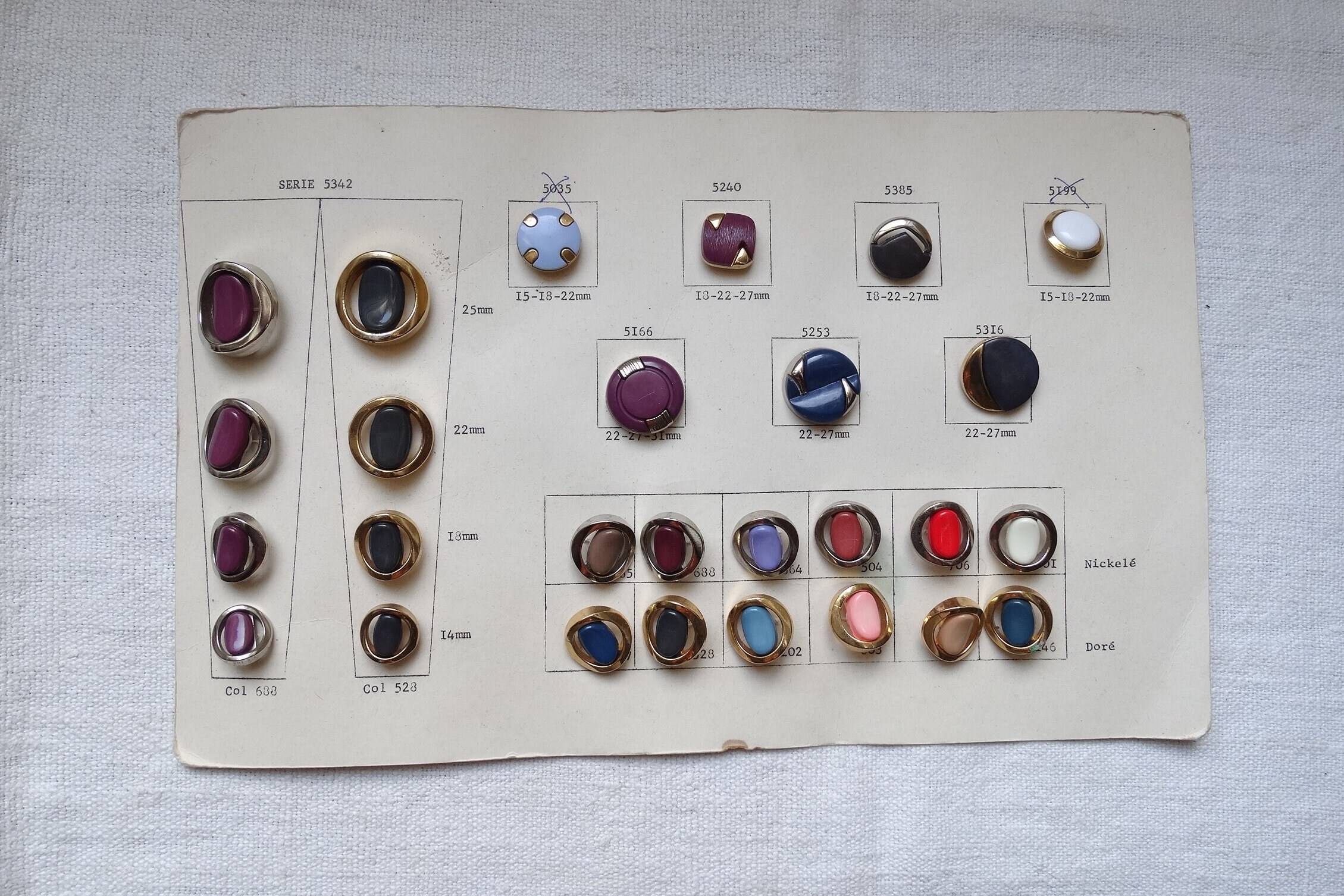 Vintage Card Sample Buttons/salesman's Sample/haberdashery/collectible ...