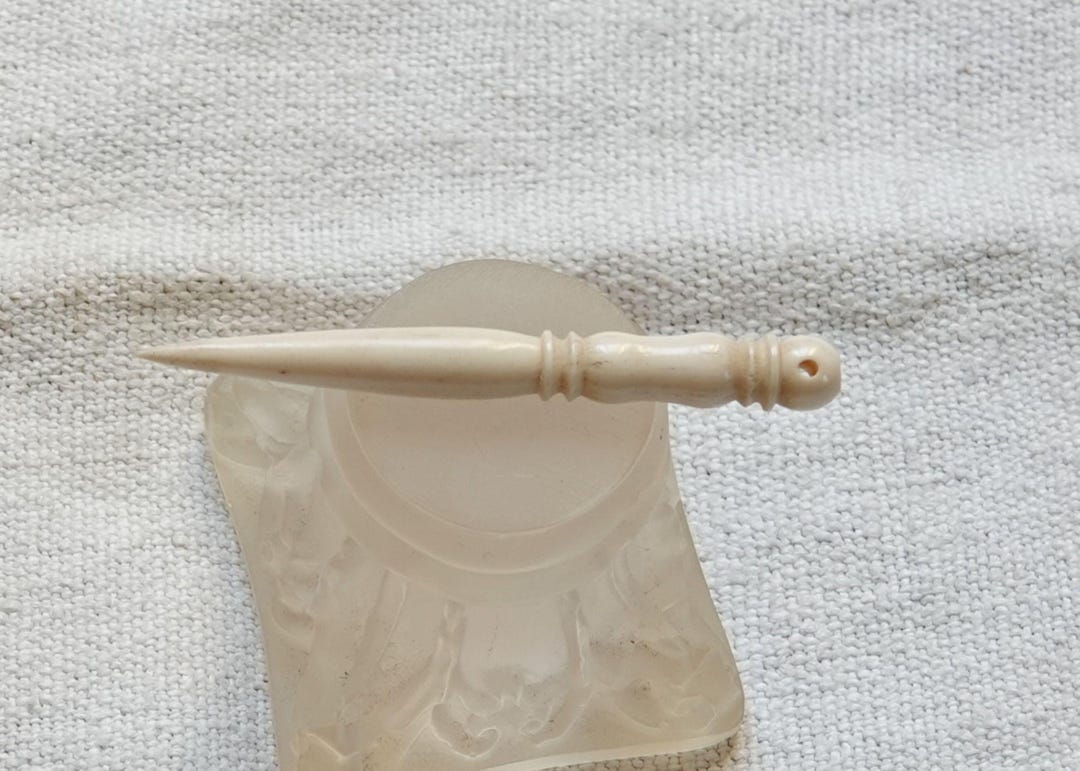 Antique Bone Awl or Bodkin/sewing Awl/turned Bone Bodkin/collectible ...