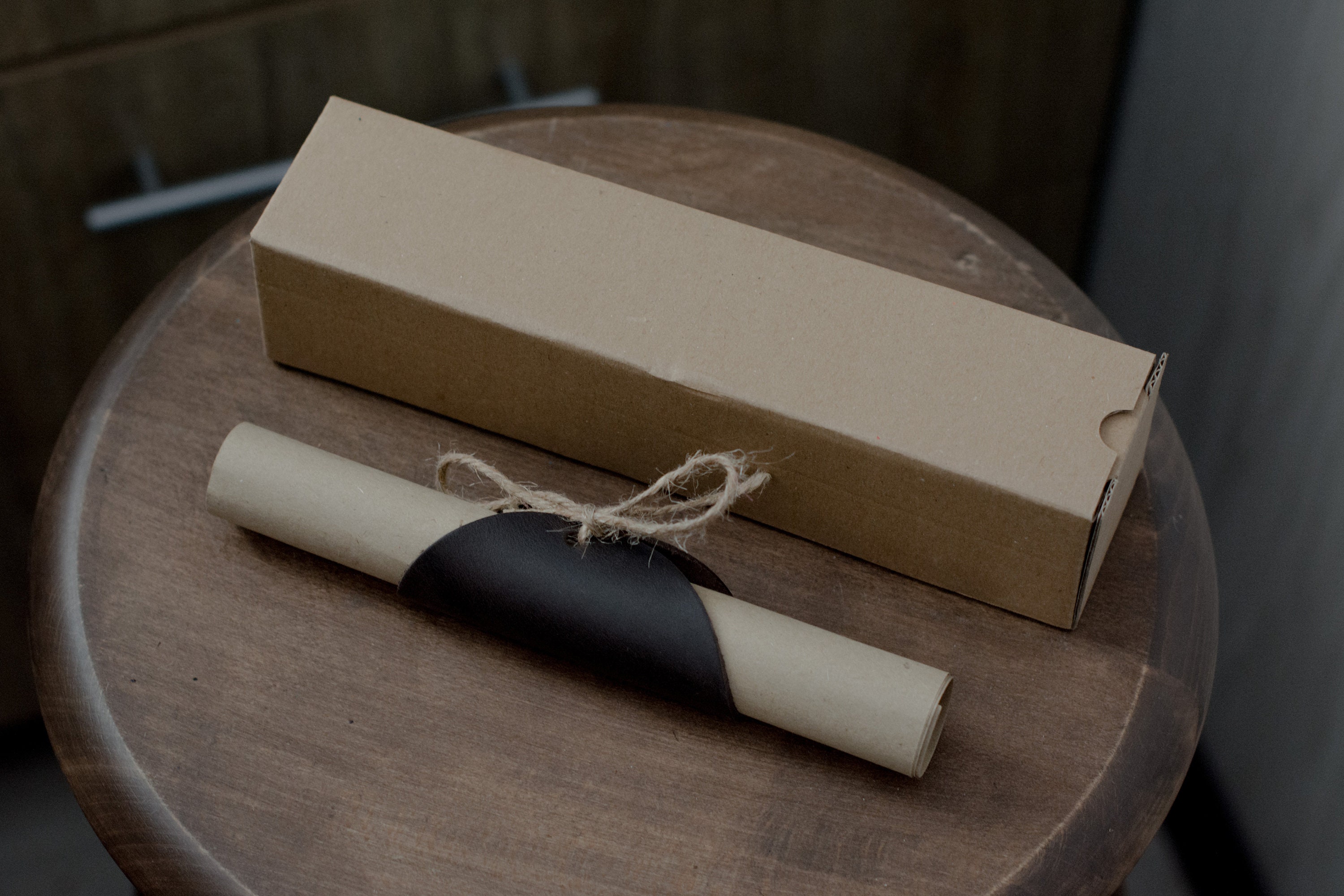 Invitations Paper Scroll in Leather Cover Craft Paper Scroll Parchment ...