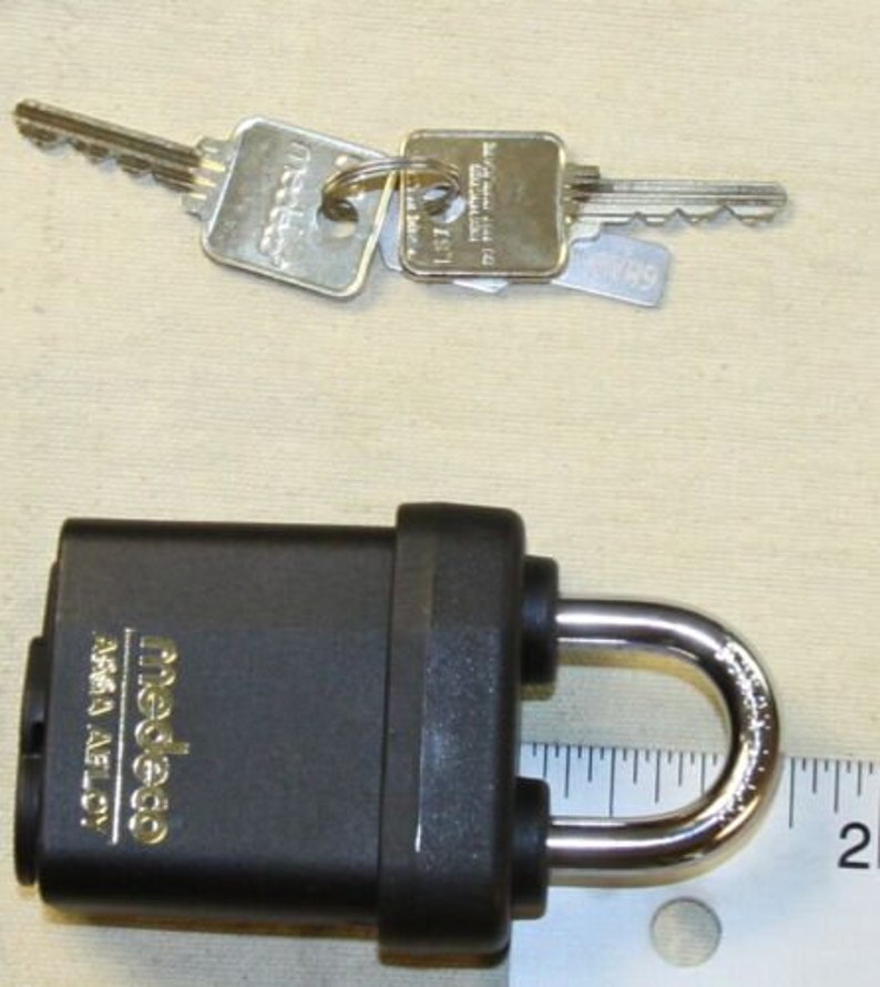 Medeco Assa Abloy Model 54515 Padlock With 2 Working Keys - New - Etsy