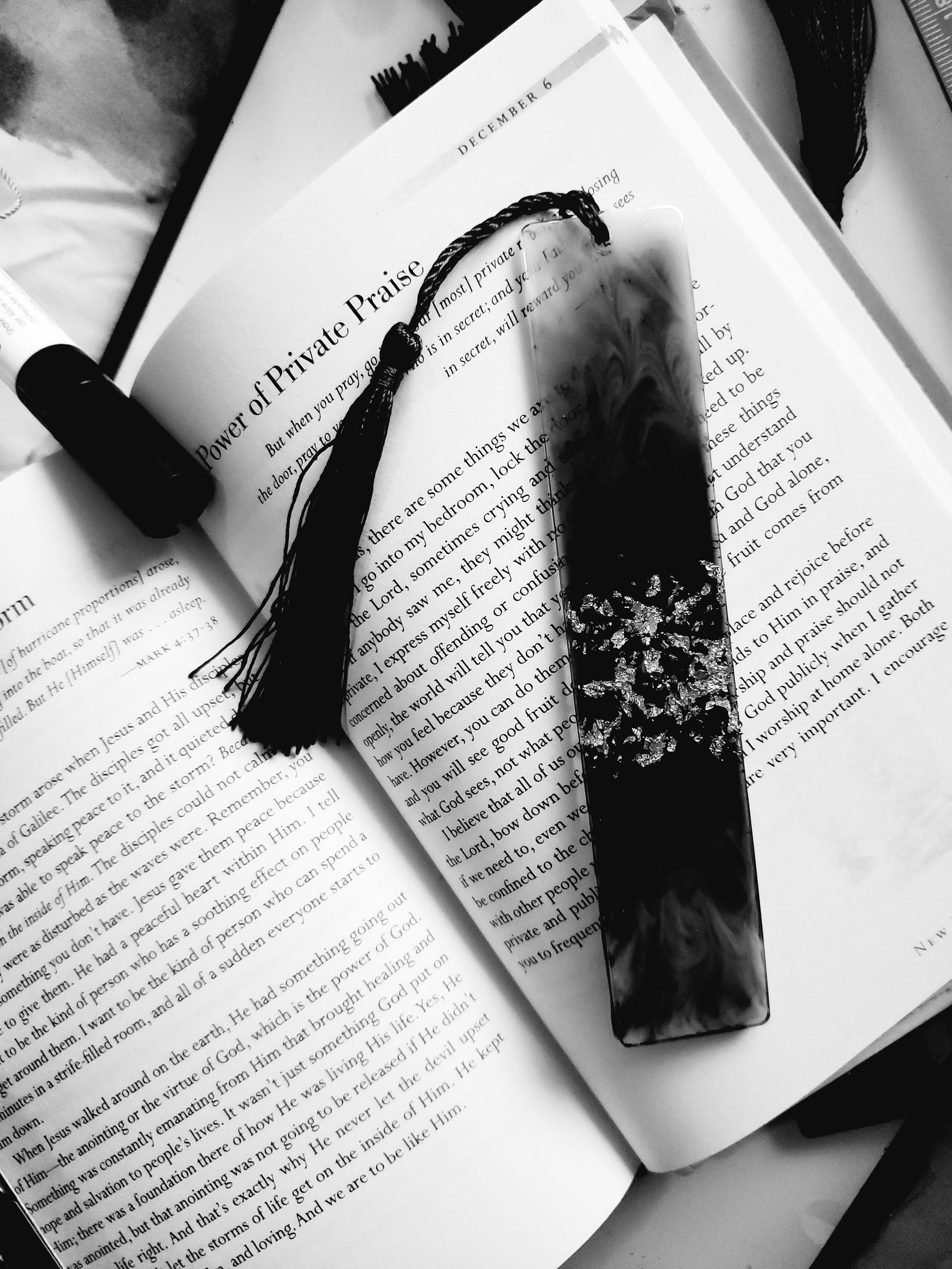 Personalised Resin Bookmark Smoke Effect Bookmark Black and - Etsy Canada