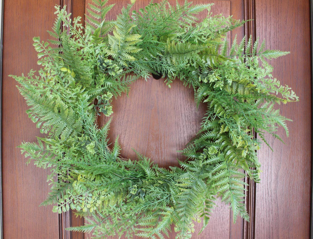 Mixed Green Fern Wreath – Simple Year Round Wreath With Mixed Green ...