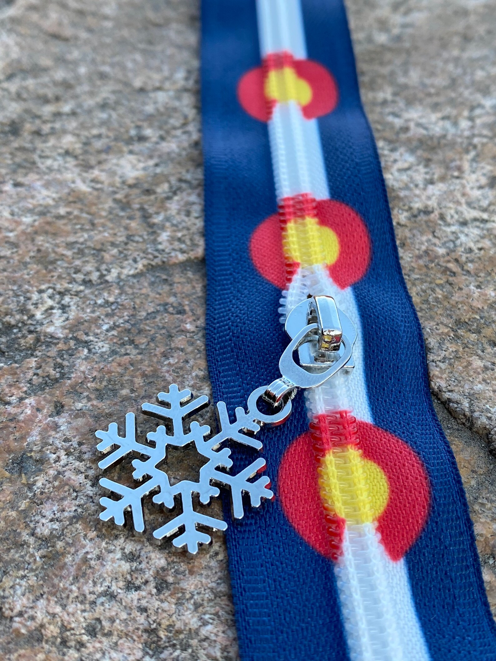 Snowflake zipper pull 5 zipper pull 5 pack | Etsy