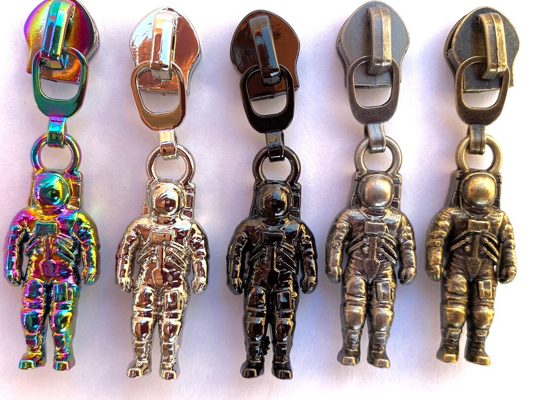 Astronaut Zipper Pull, Size 5 Pull, ***** NOT RESTOCKING ***** 5 Pack ...