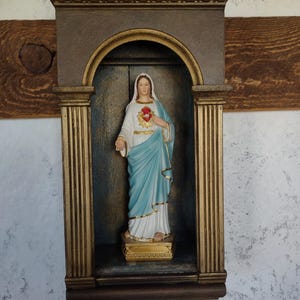 Shrine Nicho Niche Memorial Made to Look as If From the Medieval Era in ...