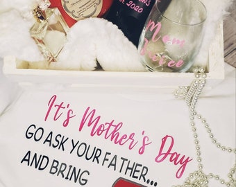 Woohoo It's Friday Oh Wait... I'm A Mom. Ladies Cotton Crew Neck T ...