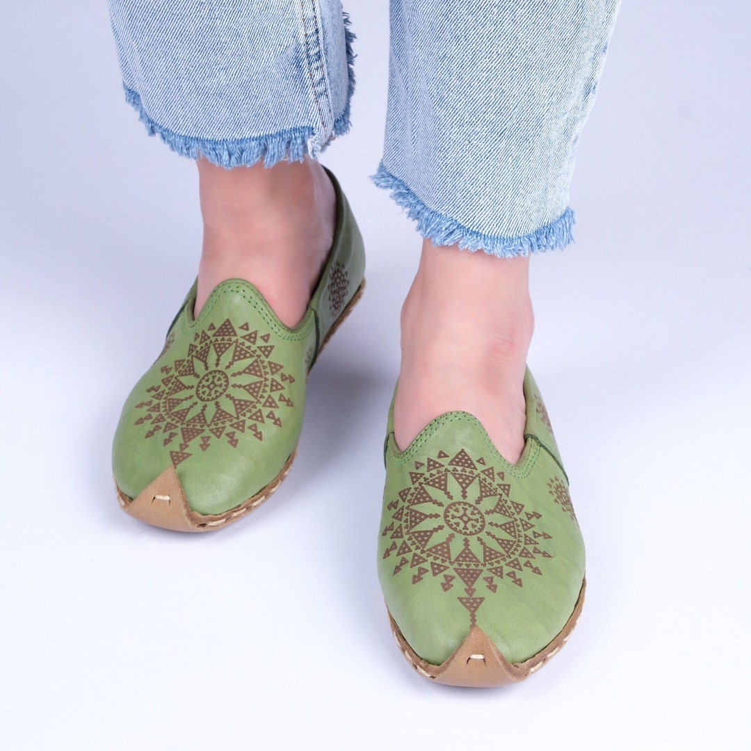 Handmade Grounding Leather Shoes - Eco-friendly, Versatile Women's ...