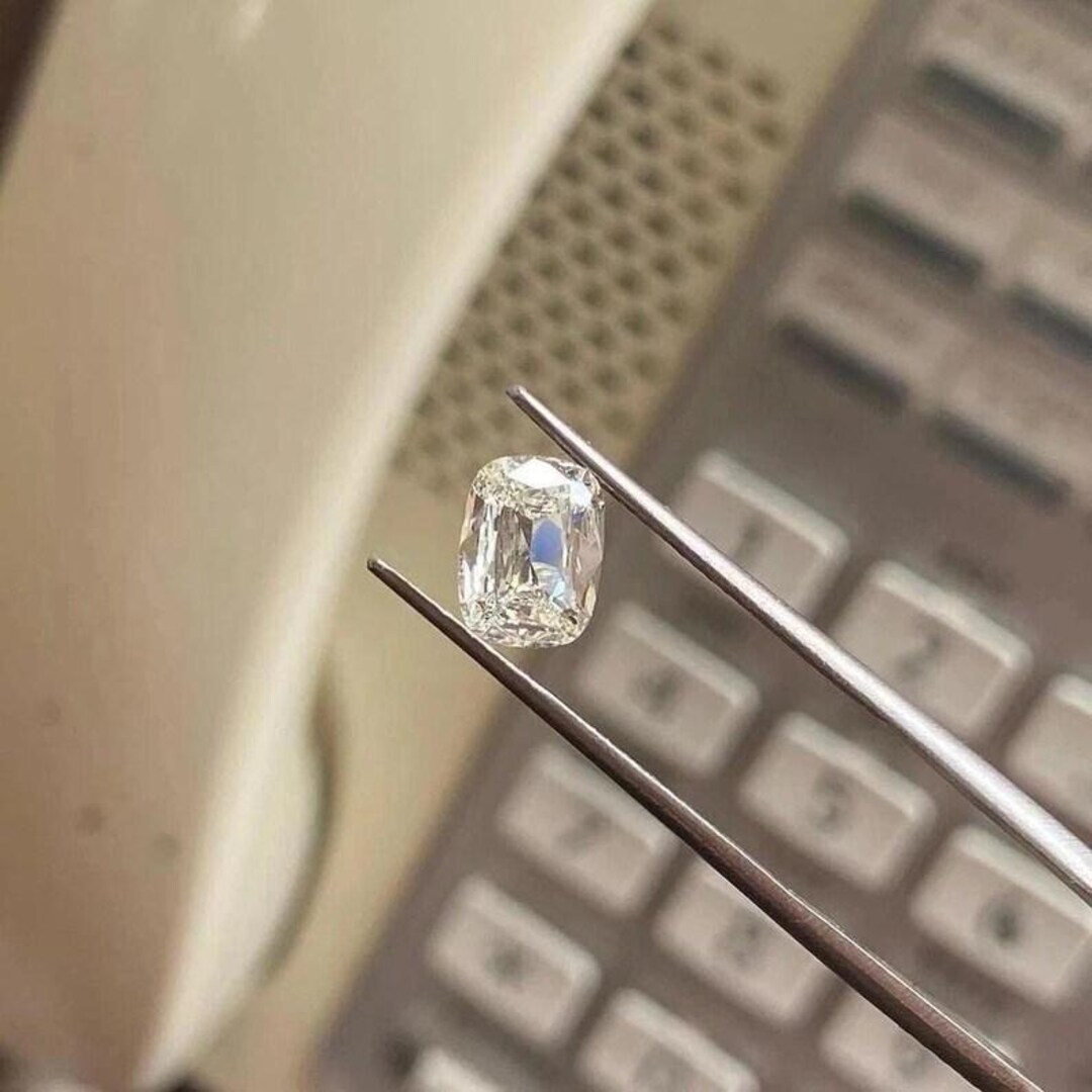 Cushion Cut Moissanite Gemstone, 7x5 Mm VVS1 Clarity - Etsy