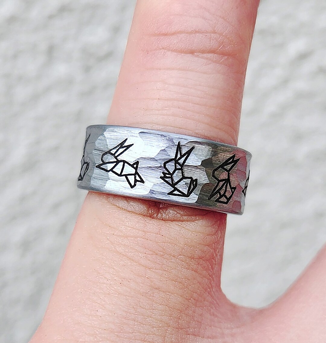 Engraved Geometric Rabbit Ring, Polygon Bunny Ring, Geometry Rabbit ...