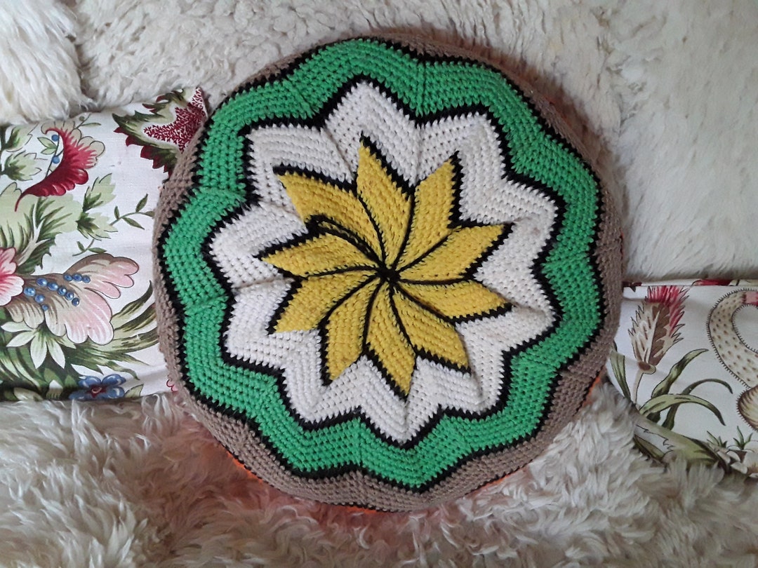 Vintage Round Cushion - Etsy