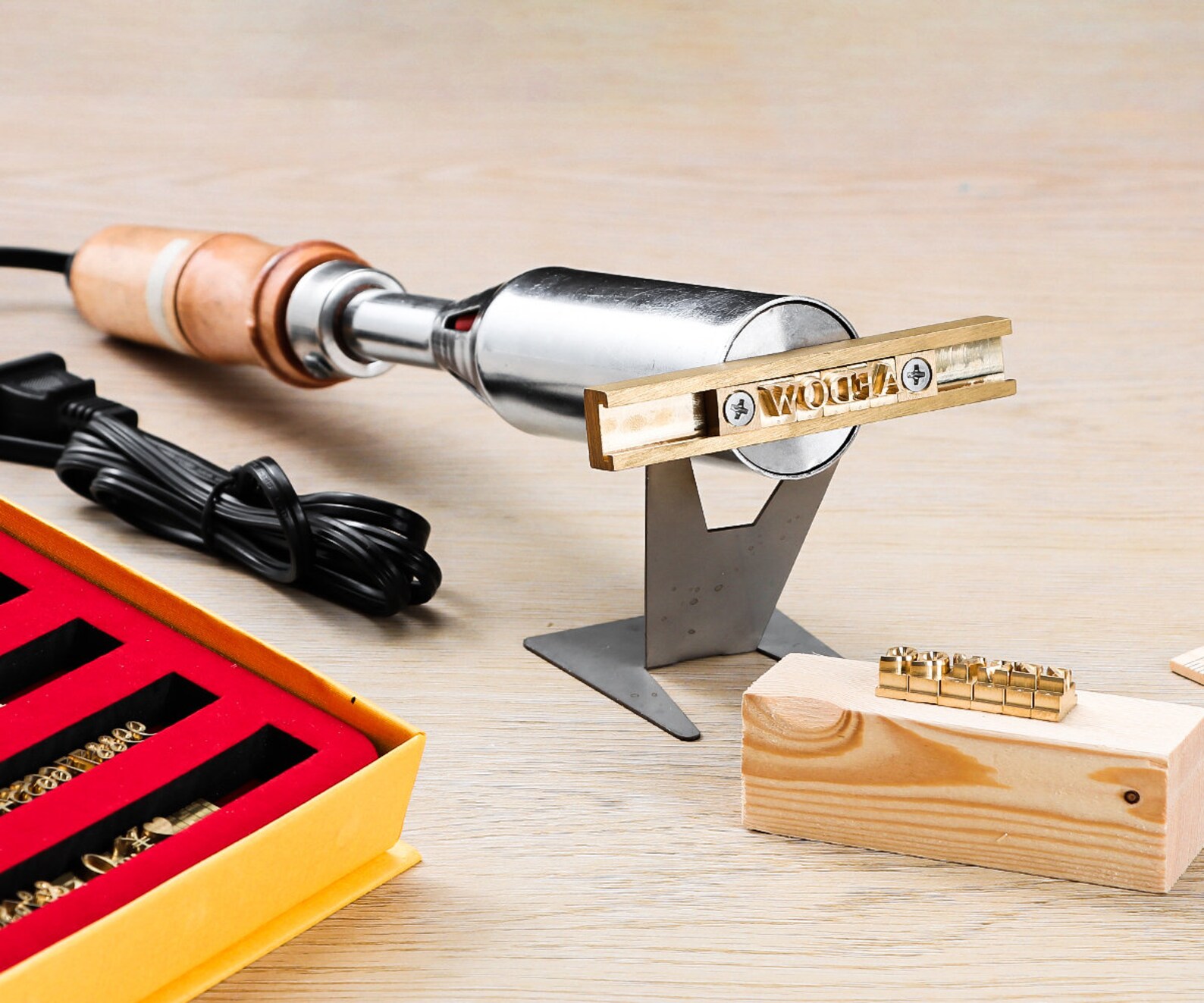 Customize Letter Soldering Iron, Heat Emboss With Letter T-slot Holder ...