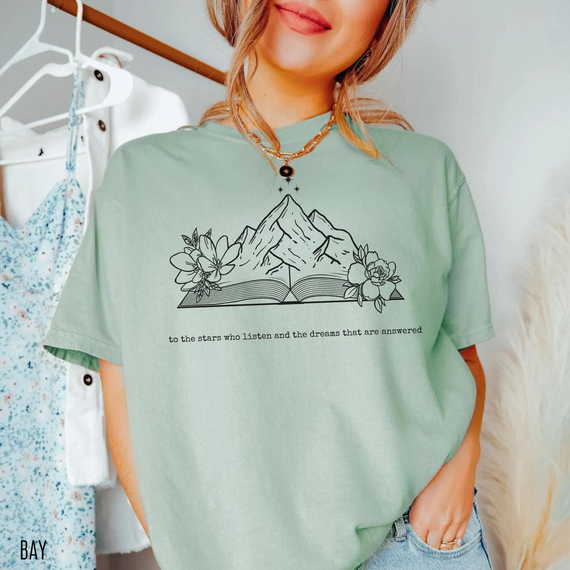 ACOTAR Shirt (officially Licensed), to the Stars Who Listen Comfort ...