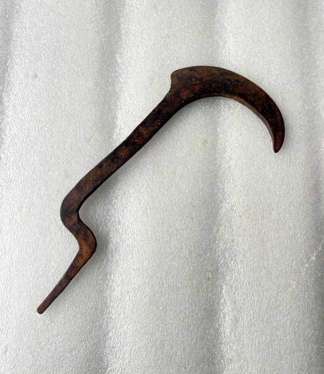Old Farming Tool Vintage Iron Sickle Twisted Harvesting Tool Unique ...