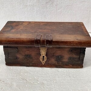 Antique Wooden Lock Box Vintage Wood Storage Box Wooden Safe Cash Box ...